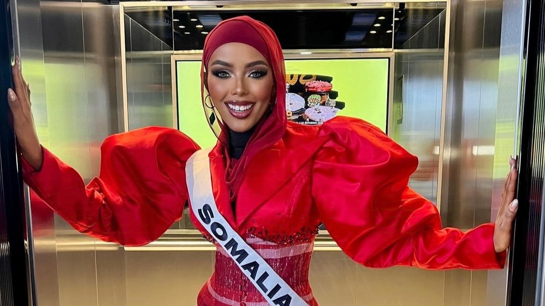 Khadija Omar: Kenyan-born Somali Becomes First Model to Wear Hijab on Miss Universe Competition ...